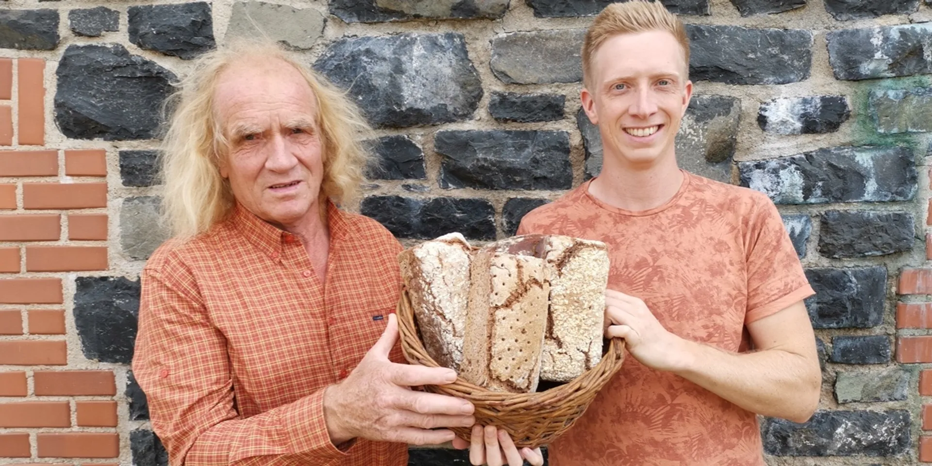 Sourdough bread from Regenbogenhof, Germany | CrowdFarming: adopt a ...