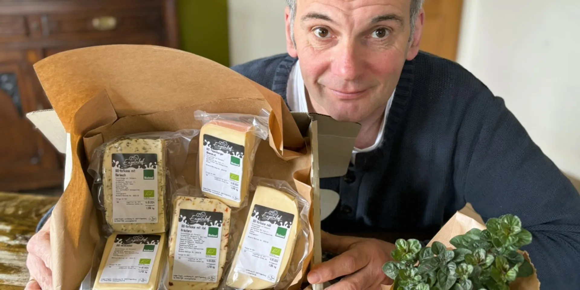 Cheese tasting box de Engelnhof, Allemagne | CrowdFarming: adoptez a cow